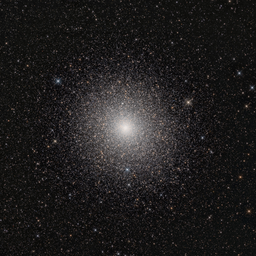 47 Tucanae Globular Cluster | Telescope Live